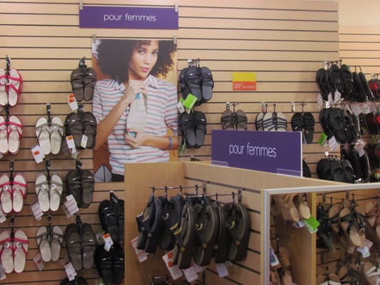 CROCS - Updated December 2025 - 100 Avenue Guindon, Saint-Sauveur ...