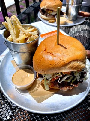 STACK 571 BURGER AND WHISKEY - Updated October 2025 - 191 Photos & 136 ...