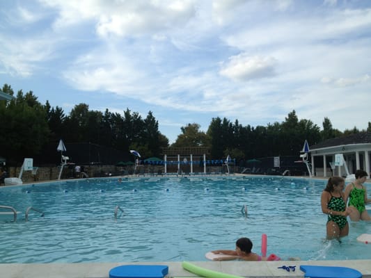 KENTLANDS POOL - Updated October 2025 - 485 Tschiffely Square Rd ...