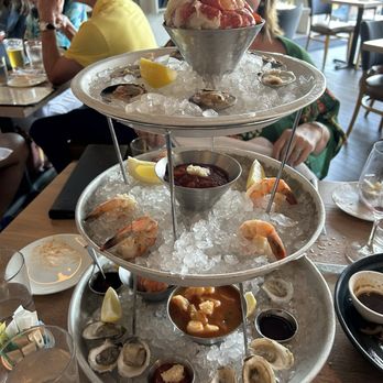 SHELL & BONES OYSTER BAR AND GRILL - Updated June 2024 - 1609 Photos ...