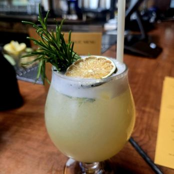 MAD OAK - Updated September 2025 - 916 Photos & 798 Reviews - 135 12th ...