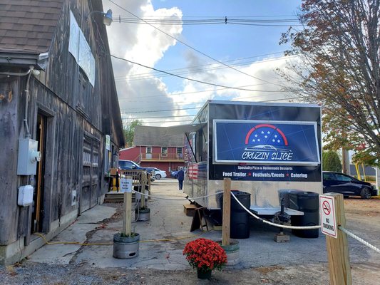 CRUZIN SLICE - Updated August 2025 - Lewiston, Maine - Food Trucks ...