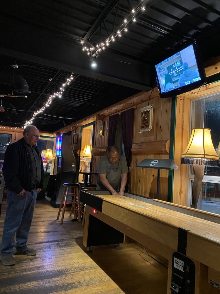 THE LEG LAMP LODGE - Updated December 2025 - 16 Reviews - 436-498 W ...