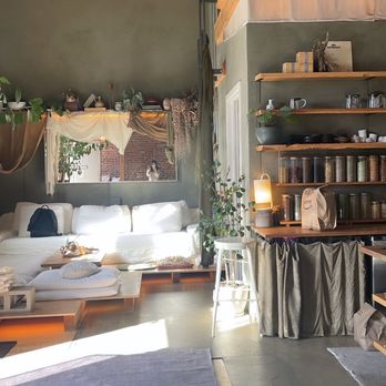 TEA AT SHILOH - Updated June 2025 - 76 Photos & 45 Reviews - 2035 Bay ...