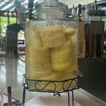 ONE 10 - Updated July 2024 - 685 Photos & 318 Reviews - 569 Broadhollow ...