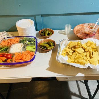 CANOE HUT - Updated December 2025 - 38 Photos & 19 Reviews - 2628 ...