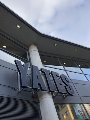 YATES’S WINE LODGE - Updated July 2025 - 16 Photos & 11 Reviews - Queen ...