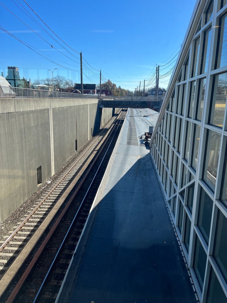 PATCO HADDONFIELD STATION - Kings Hwy W And Washington Ave, Haddonfield ...