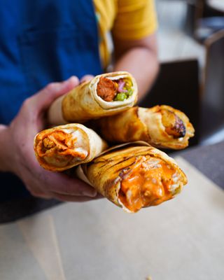 DIZZY BIRD - Updated May 2024 - 170 Photos & 201 Reviews - 555 The ...