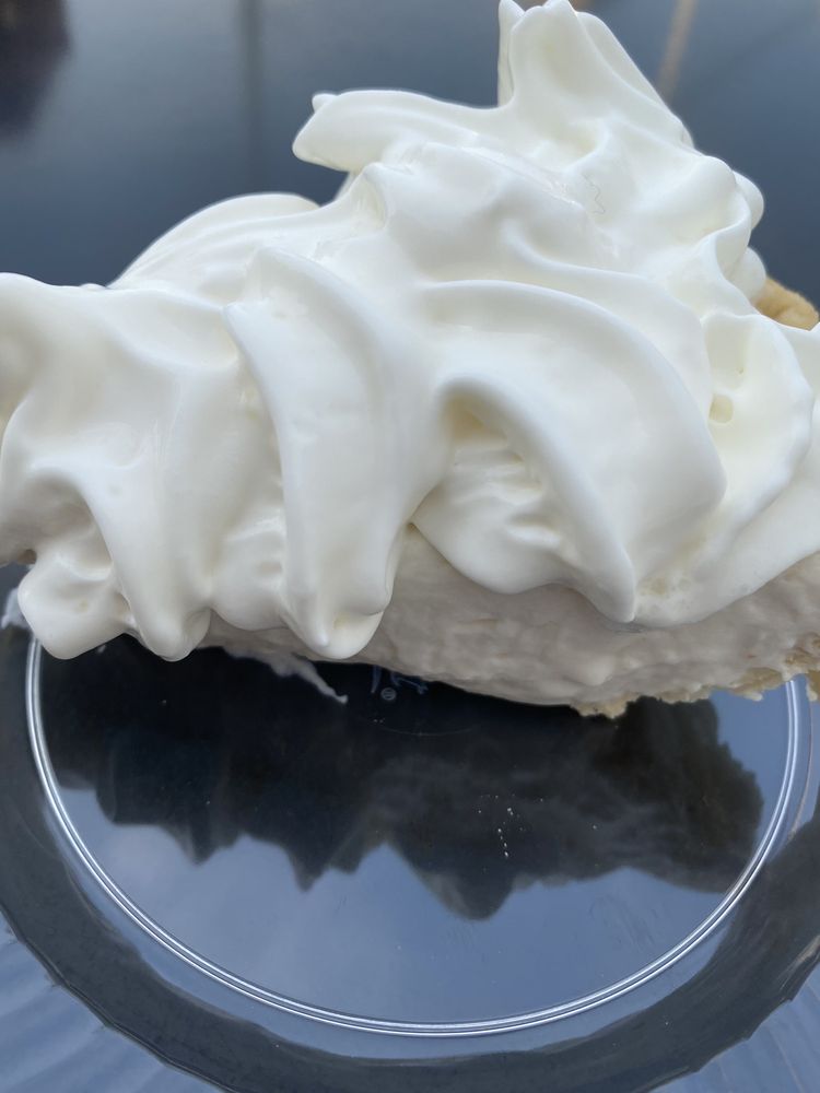 THE TWISTED VINE - Updated July 2025 - 10 N Walnut St, Pinckneyville ...