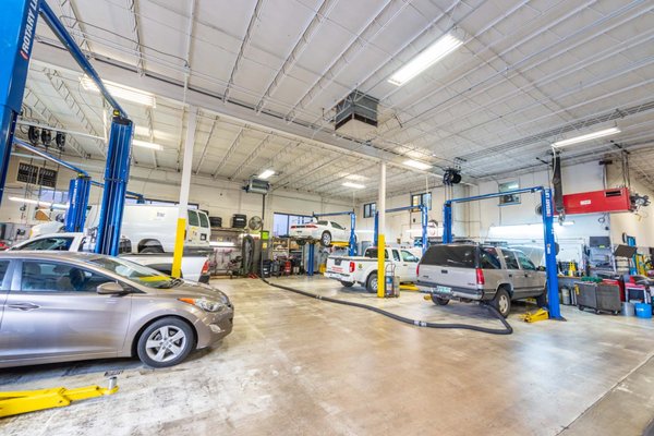 PRO AUTO CARE - Updated October 2025 - 89 Photos & 127 Reviews - 2030 S ...