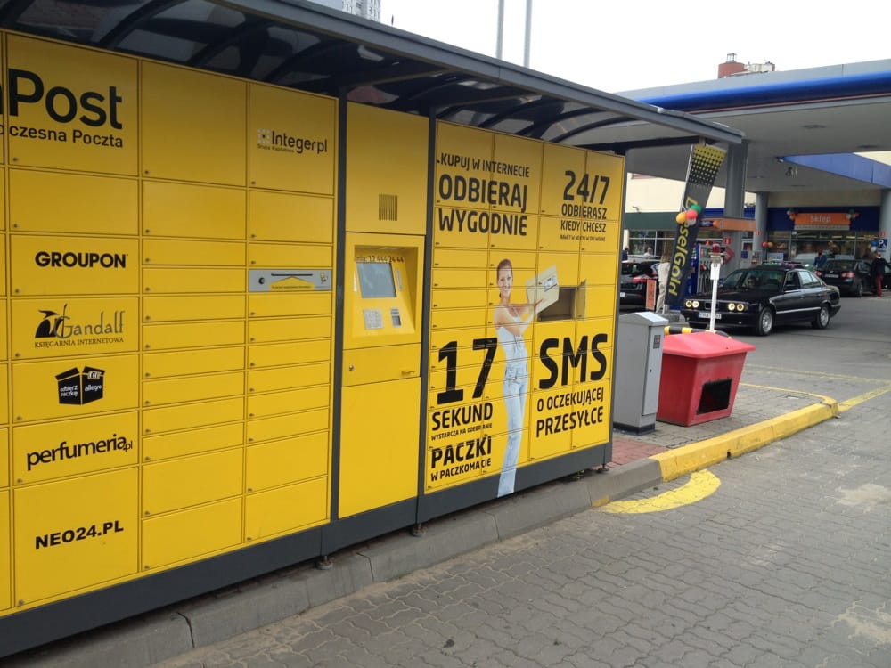 PACZKOMAT INPOST - ul. Dzika 29, Warszawa, Poland - Shipping Centers - Yelp