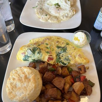 5 SPOT - Updated February 2025 - 938 Photos & 1371 Reviews - 1502 Queen ...