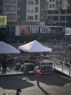 NUGGET EVENT CENTER - 15 Photos & 16 Reviews - 1100 Victorian Ave ...