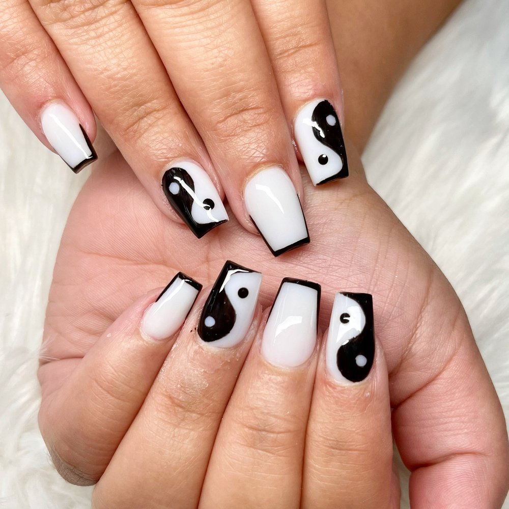 OASIS NAILS AND SPA - 153 Photos & 14 Reviews - 18731 Three Oaks Pkwy ...