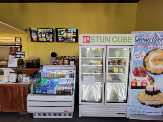 STUN CUBE - Updated January 2025 - 229 Photos & 283 Reviews - 2732 S ...