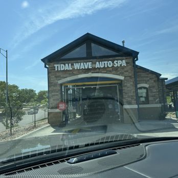 TIDAL WAVE AUTO SPA - Updated November 2025 - 11 Photos & 13 Reviews ...