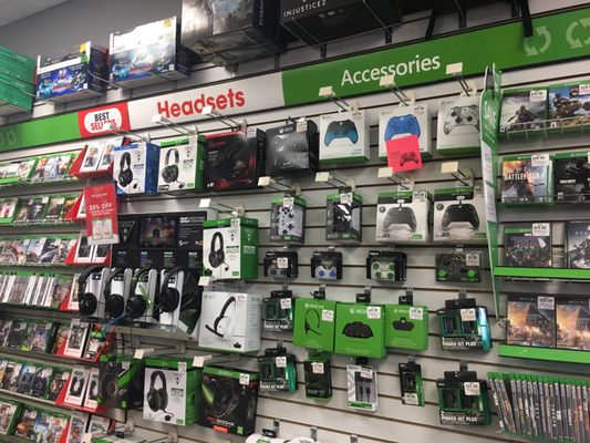 GAMESTOP - Updated September 2025 - 17 Reviews - 2160 N Coit Rd ...