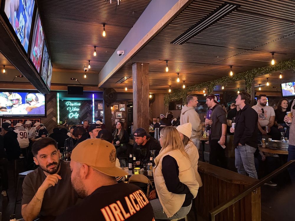 BARSTOOL - Updated November 2025 - 79 Photos & 68 Reviews - 14 W ...