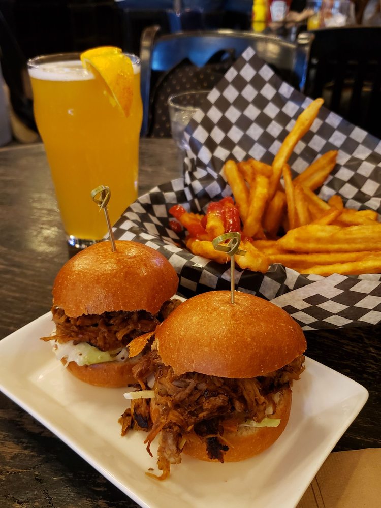 THE PINT PUBLIC HOUSE - 174 Photos & 271 Reviews - 455 Abbott Street ...