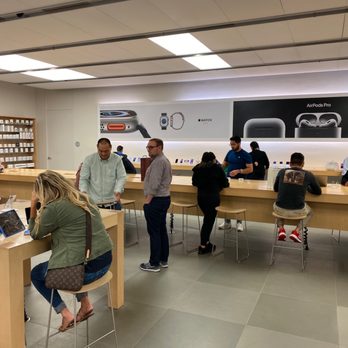 APPLE TYSONS CORNER - Updated October 2025 - 101 Photos & 266 Reviews ...