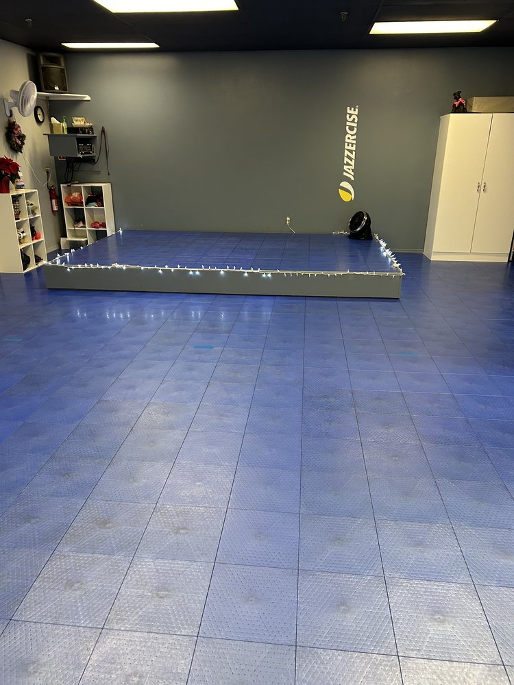 FITLAB FITNESS CLUB - Updated December 2025 - 91 Photos & 29 Reviews ...