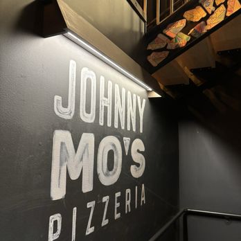 JOHNNY MO’S PIZZERIA - Updated December 2025 - 100 Photos & 92 Reviews ...