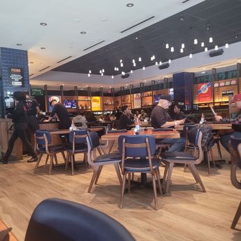 FIXINS SOUL KITCHEN - LOS ANGELES - Updated May 2025 - 4299 Photos ...