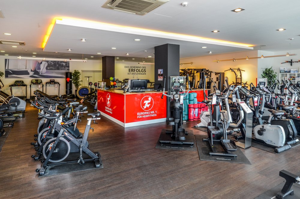 FITSHOP - Updated June 2024 - Alexanderstr. 3/5, Berlin, Germany ...