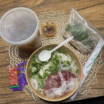 BUN MEE - BUN TEA - Updated March 2025 - 199 Photos & 78 Reviews - 4135 ...