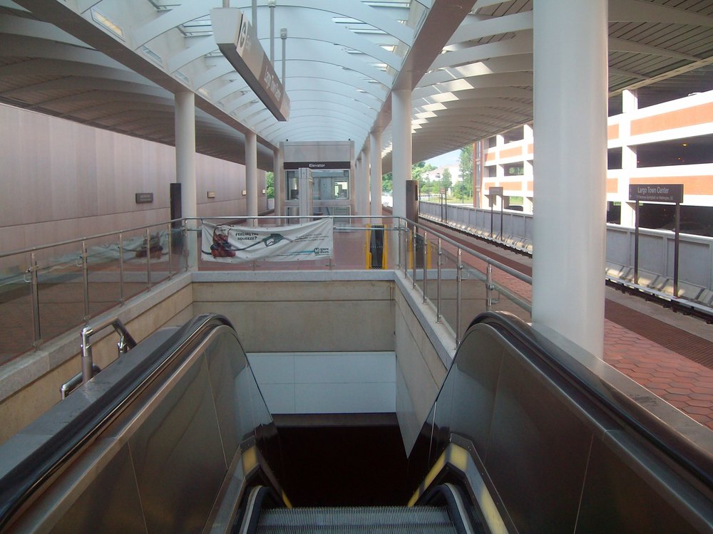 LARGO TOWN CENTER METRO STATION - 13 Reviews - 9000 Lottsford Rd, Largo ...