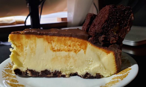 CAROLE’S CHEESECAKE CAFE - Updated February 2025 - 204 Photos & 225 ...