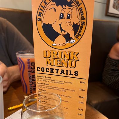 SMILEY THAI AND SUSHI - Updated December 2025 - 289 Photos & 235 ...