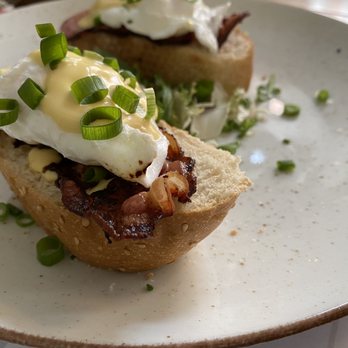 LOOKIER CAFE - Updated April 2024 - 18 Photos - ul. Długa 39, Gdansk ...