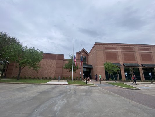 FORT BEND COUNTY LIBRARIES CINCO RANCH BRANCH - Updated September 2025 ...