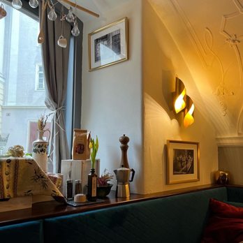 STO BENE - Updated July 2025 - 28 Photos & 23 Reviews - Kaigasse 13 ...