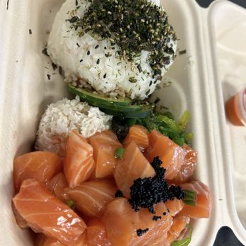 POKE DISTRICT - Updated March 2025 - 935 Photos & 994 Reviews - 1924 N ...