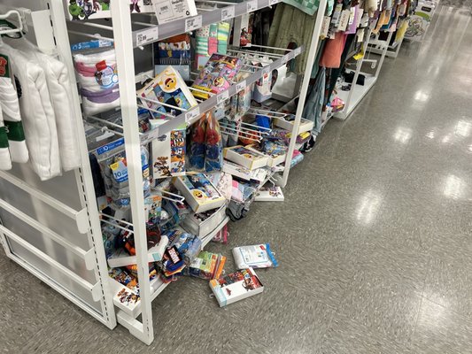 TARGET - Updated November 2025 - 46 Photos & 33 Reviews - 1139 White ...