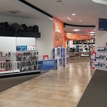 BEST BUY - Updated January 2026 - 171 Photos & 443 Reviews - 52 E 14th ...