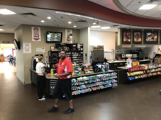 SUN GAS STATION - Updated December 2025 - 64 Photos & 306 Reviews ...