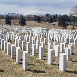 FORT LOGAN NATIONAL CEMETERY - 51 Photos & 19 Reviews - 4400 W Kenyon ...