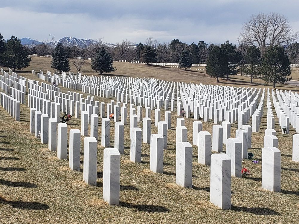 FORT LOGAN NATIONAL CEMETERY - 49 Photos & 17 Reviews - Funeral ...