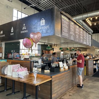 CAMP OUTPOST - Updated December 2025 - 788 Photos & 424 Reviews - 1811 ...