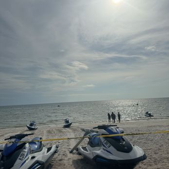 DOC’S BEACH HOUSE - Updated March 2025 - 421 Photos & 606 Reviews ...