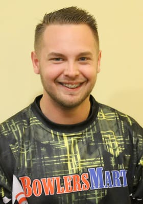 BOWLERSMART MILWAUKEE PRO SHOP INSIDE AMF BOWLERO LANES - Updated ...