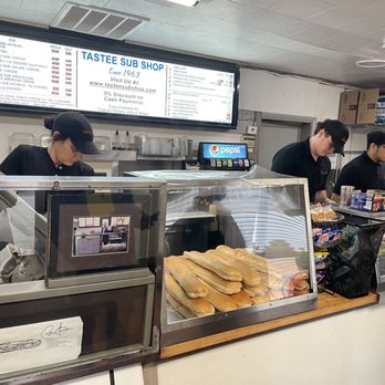 TASTEE SUB SHOP - Updated November 2024 - 227 Photos & 519 Reviews ...
