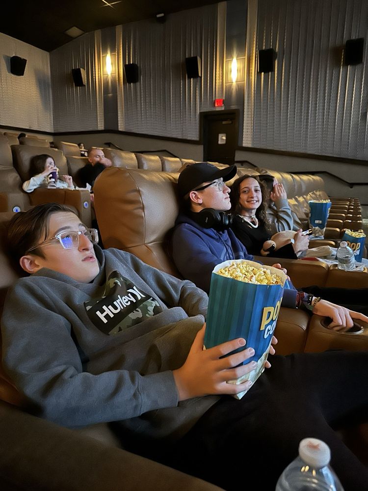 EMAGINE MACOMB - Updated July 2025 - 169 Photos & 176 Reviews - 15251 ...