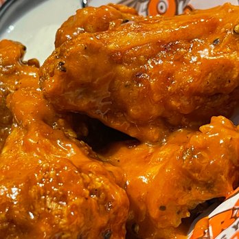 HOOTERS - Updated June 2025 - 158 Photos & 97 Reviews - 1801 W Mercury ...