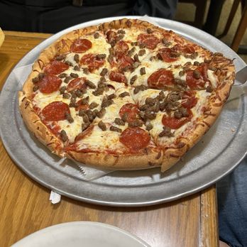 INMAN HOUSE OF PIZZA - Updated November 2025 - 50 Photos & 64 Reviews ...