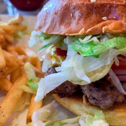 RUSTY BUCKET RESTAURANT AND TAVERN - Updated October 2025 - 127 Photos ...